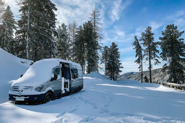 26 Essential Winter Van Life Tips - To the Mountains and Back